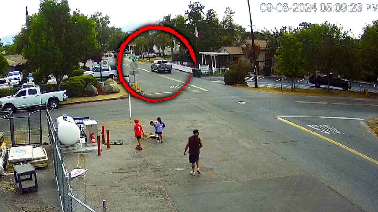 11-Year-Old Boy's Lemonade Stand Swiped by Driver | Inside Edition