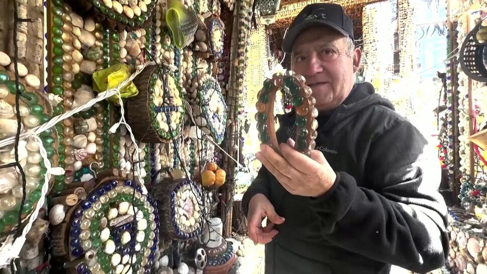 Offbeat - Articles, Videos, Photos and More | Inside Edition