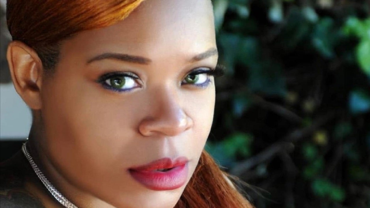 Mom Wanted for Leaving 2 Children Alone Without Food for Weeks: Cops ...